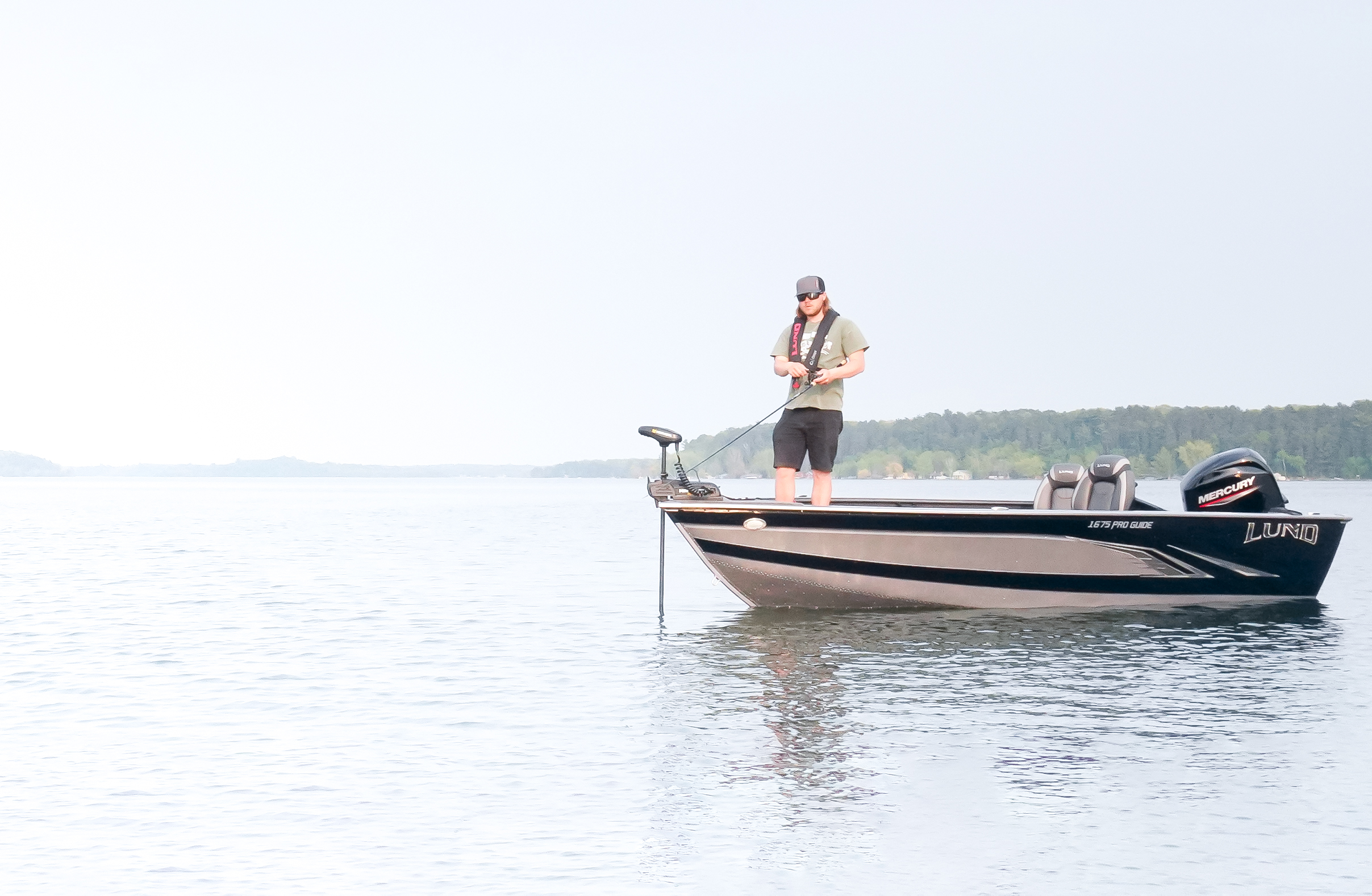 Deluxe Pontoon Boat Rentals - Woodard Marine